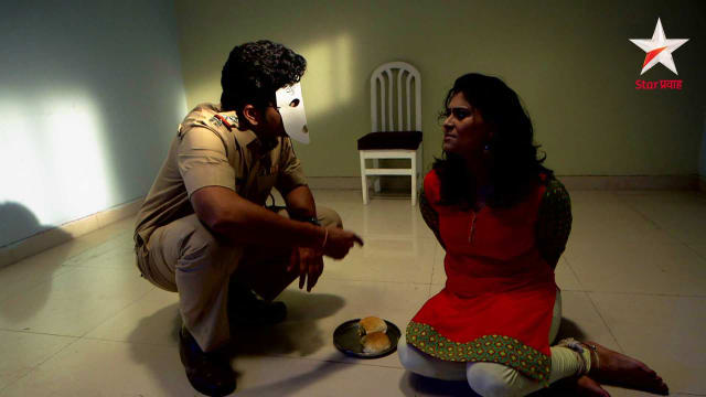 Lakshya - Watch Episode 14 - Inspector Disha is Kidnapped! on Disney+ ...