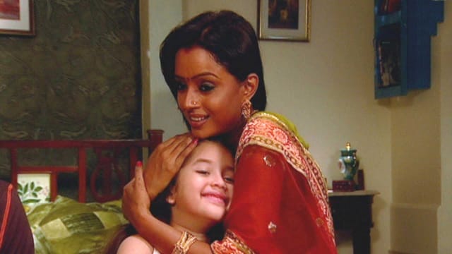 Sapna Babul Ka... Bidaai - Watch Episode 30 - Ragini Raises Sadhana's ...