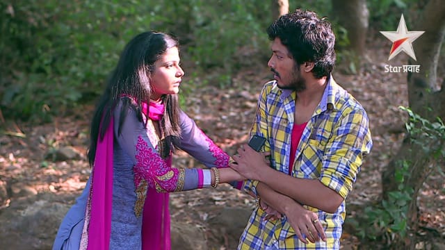 Devyani - Watch Episode 10 - Ekka, Devyani Lost in the Woods on Disney+ ...