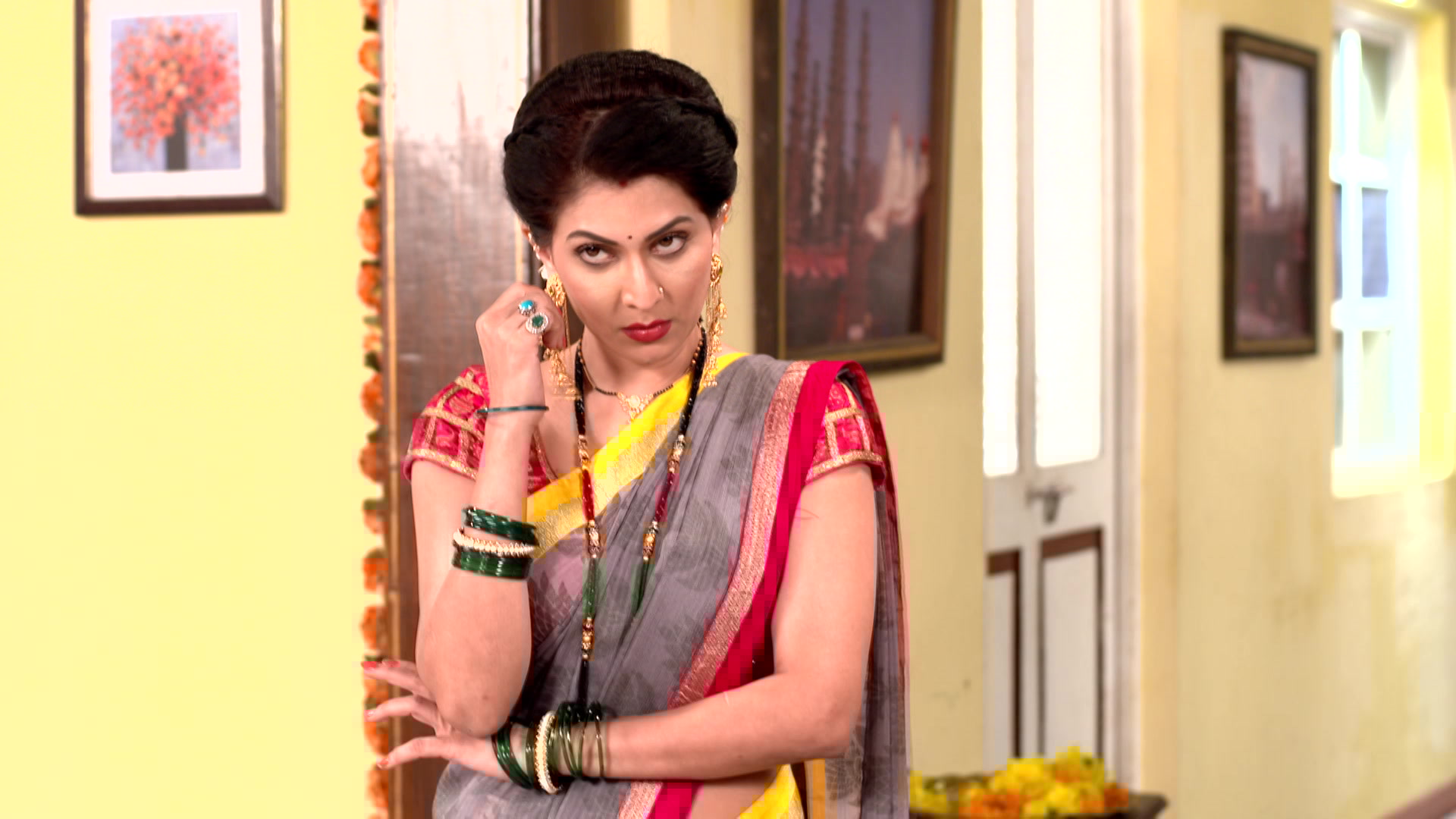 Watch Sukh Mhanje Nakki Kay Asta S1 Episode 608 on JioHotstar