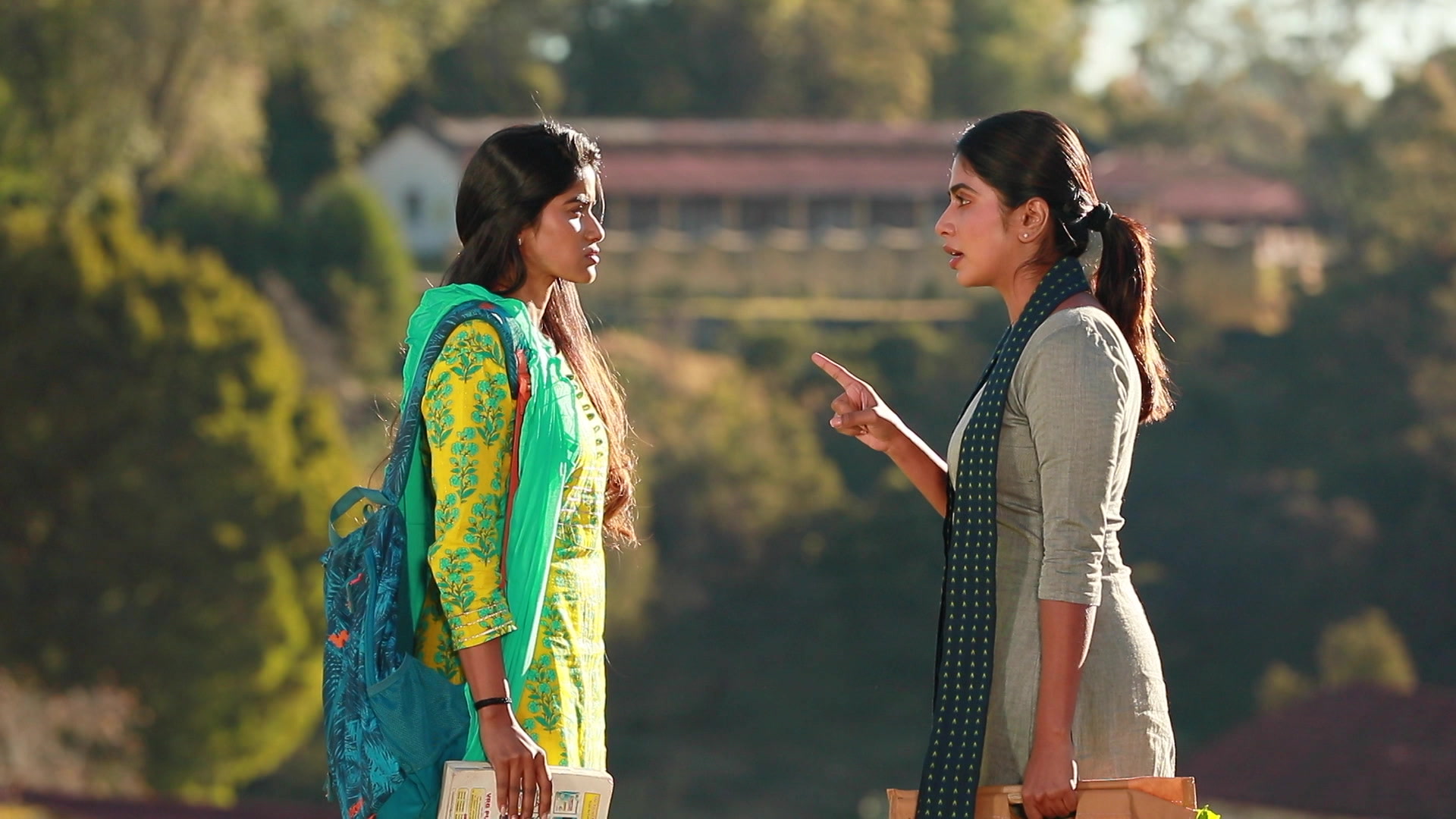 Watch mahanadhi All Episodes | Watcho