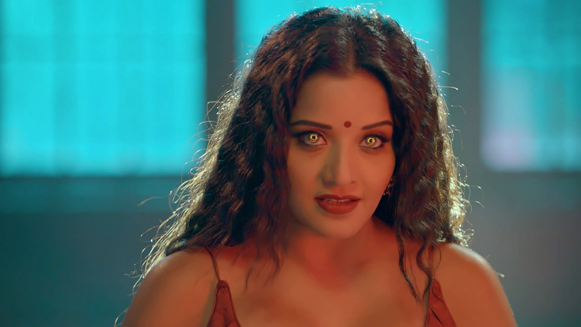 Watch Nazar S1 Episode 103 on Disney+ Hotstar