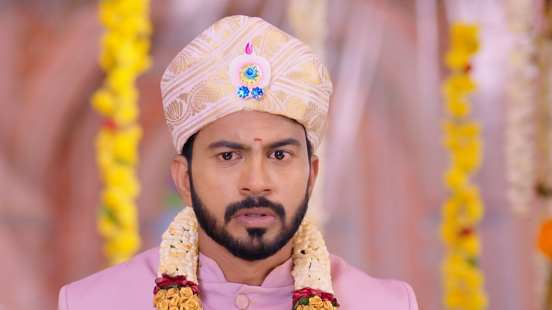 Watch Karimani S1 Episode 286 on JioHotstar