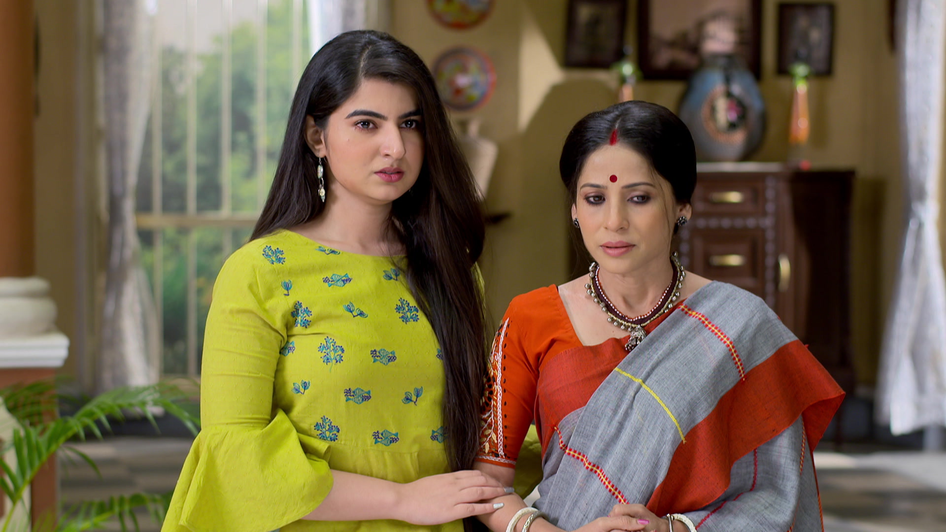 Watch Guddi Episode 284 on JioHotstar