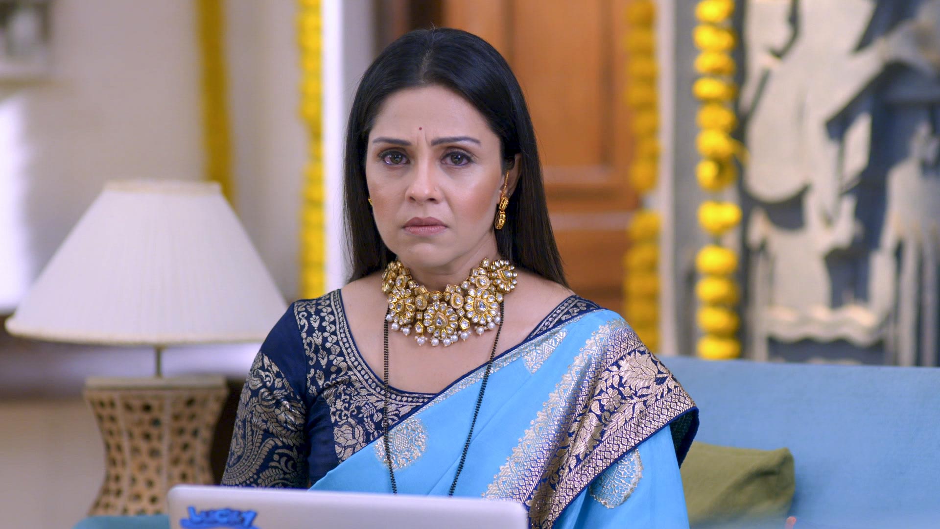 Stream Isha Learns of Lucky's Secret Season 2 Episode 1384 – Isha ...
