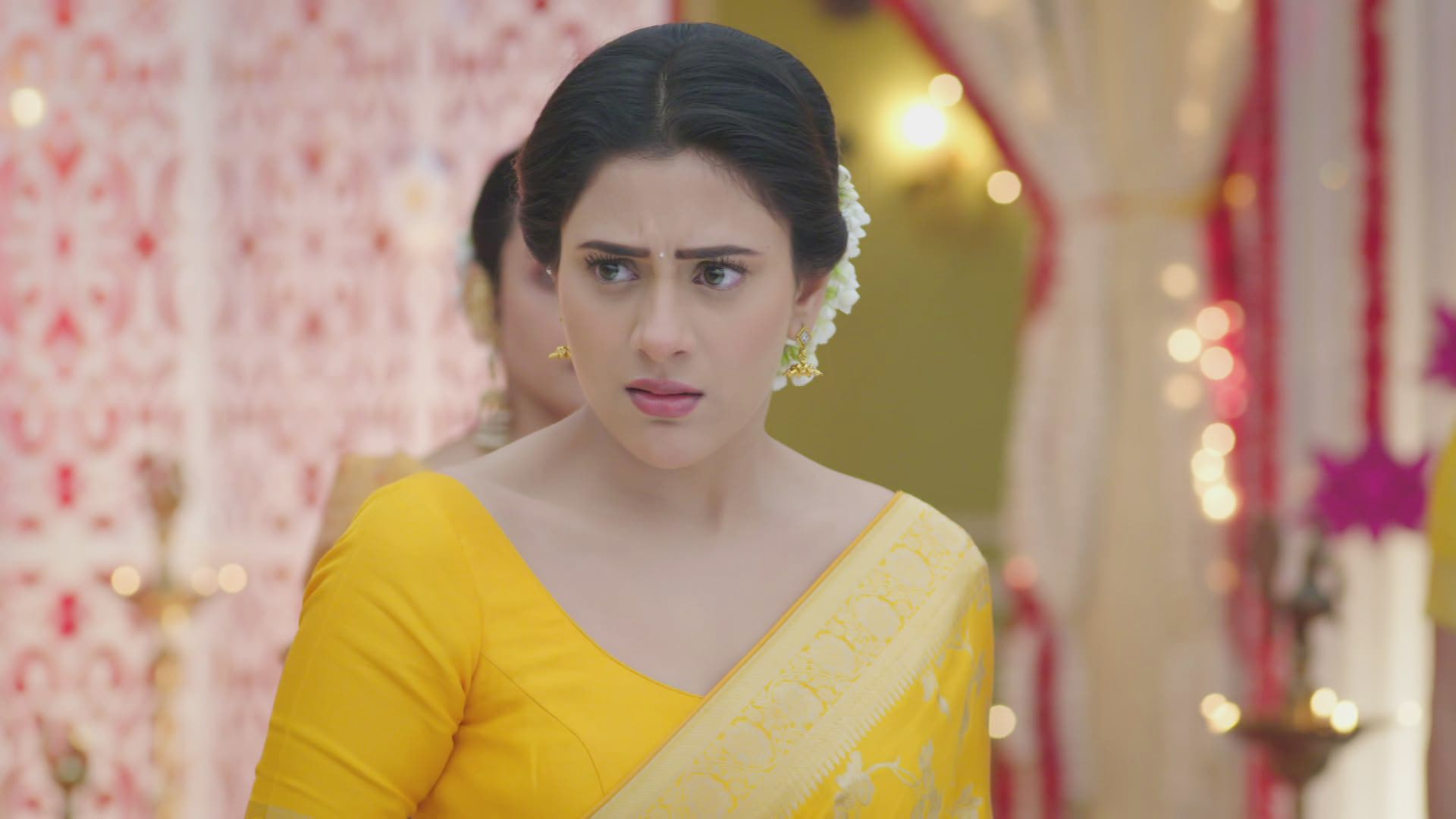 Watch jhanak only on Watcho