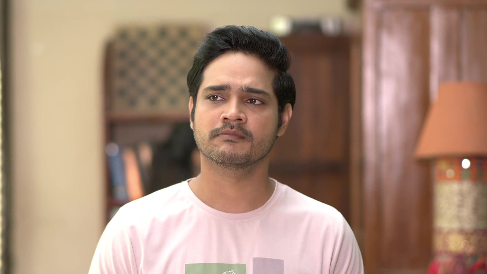 Watch Aai Kuthe Kaay Karte S1 Episode 1400 on JioHotstar