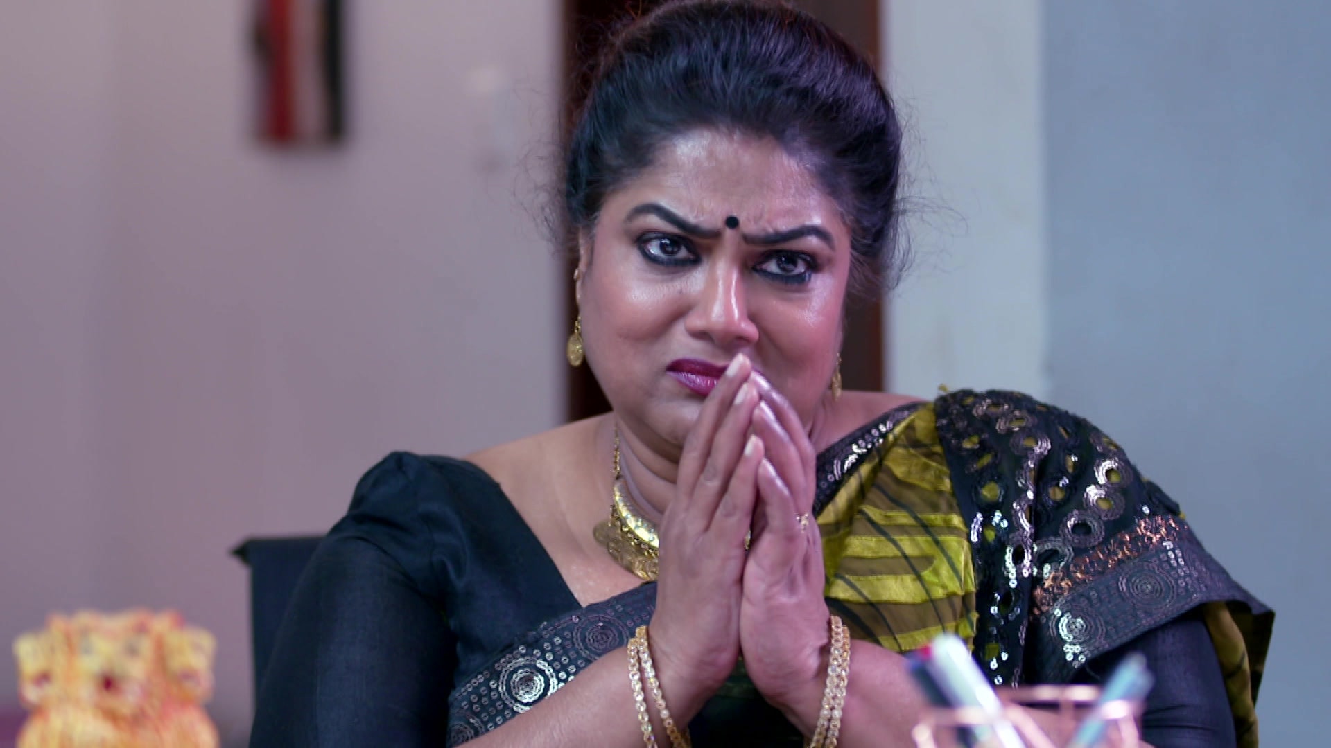 Watch Chandrikayilaliyunna Chandrakantham S1 Episode 375 on JioHotstar