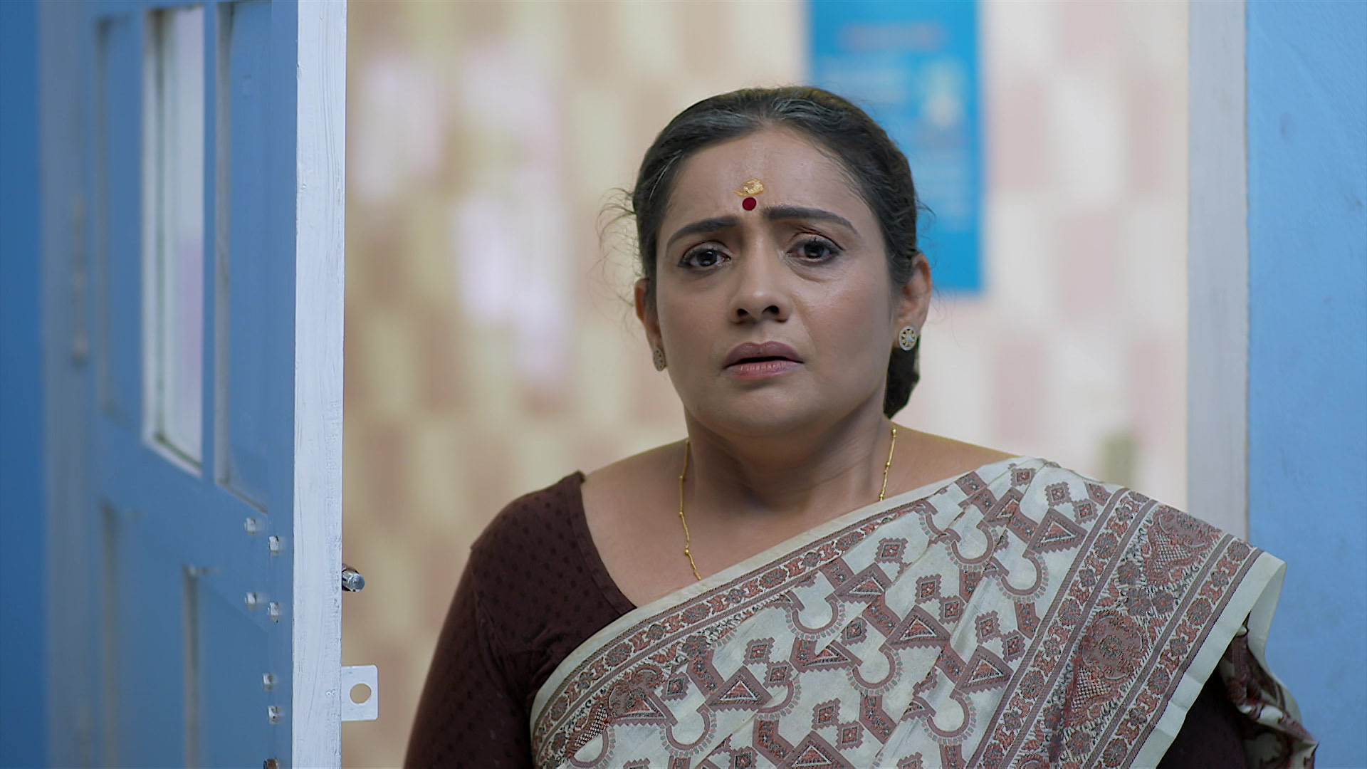 Stream Sumithra Worries about Sudevan Season 4 Episode 1084 – Sumithra ...