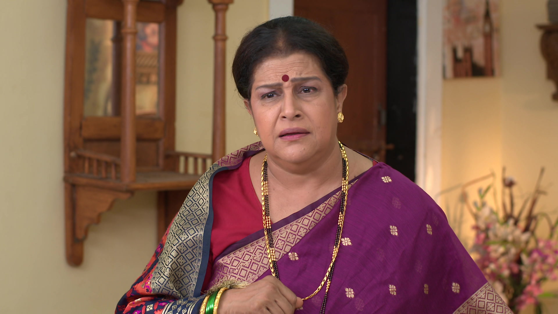 Watch Gharo Ghari Maatichya Chuli S1 Episode 410 on JioHotstar