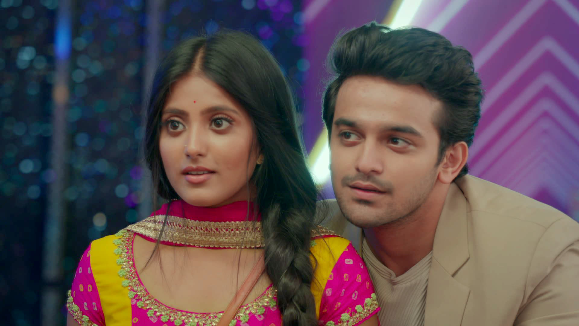 Watch Yuvan Teases Banni Online