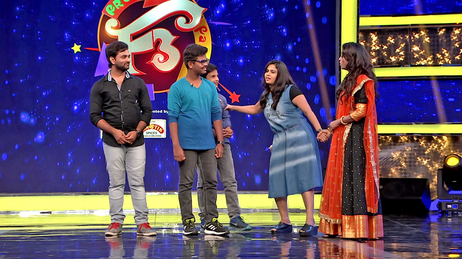 Watch Anchors on the Show Online