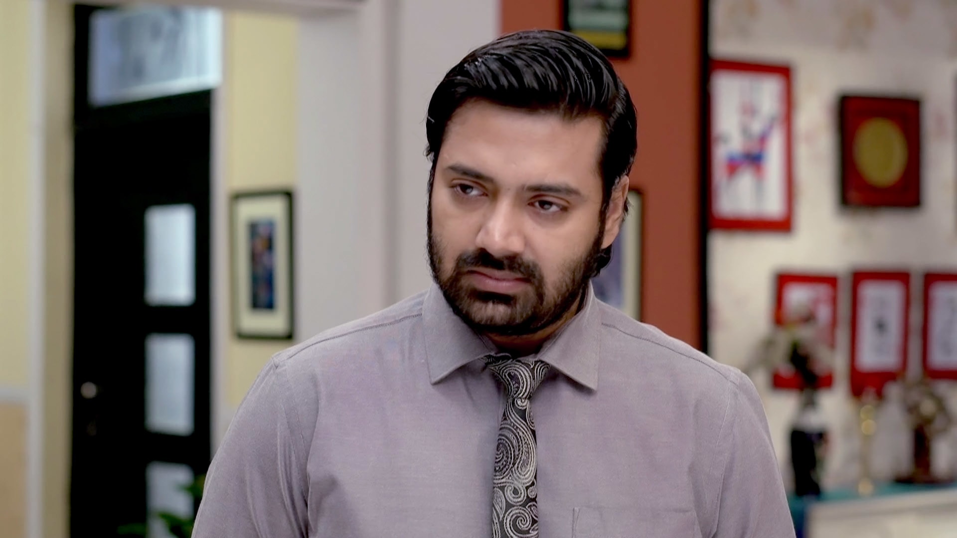 Watch Mohor Episode 272 on JioHotstar