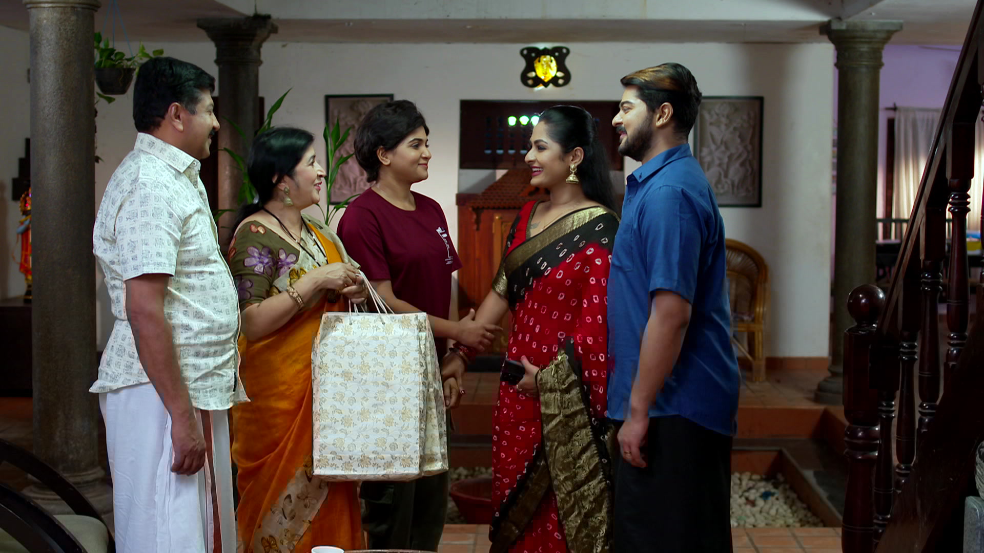 Watch Patharamattu Episode 469 on JioHotstar