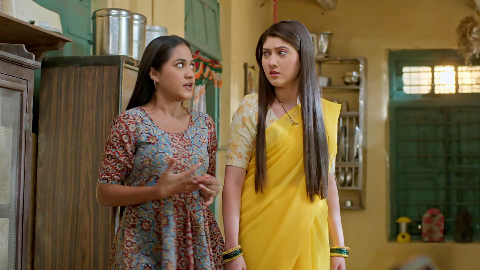 Watch Lai Avadtes Tu Mala Episode 144 on JioHotstar