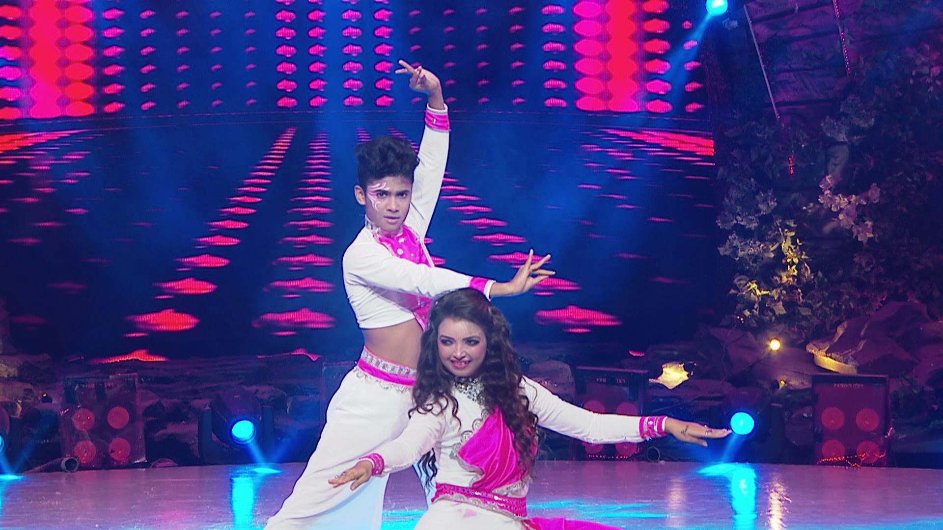 Watch Dance Dance Junior Episode 44 on JioHotstar