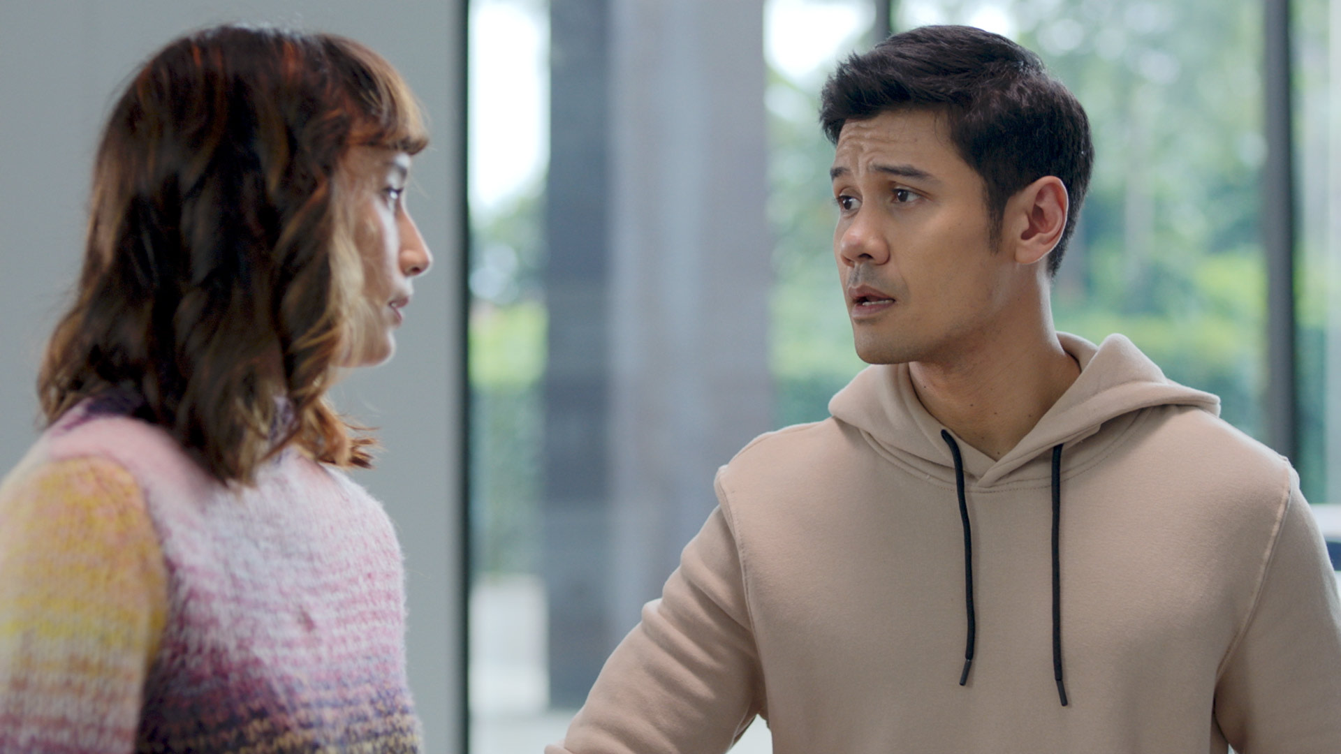 Nonton In Two Minds Season 1 Episode 6 - In Two Minds di Disney+