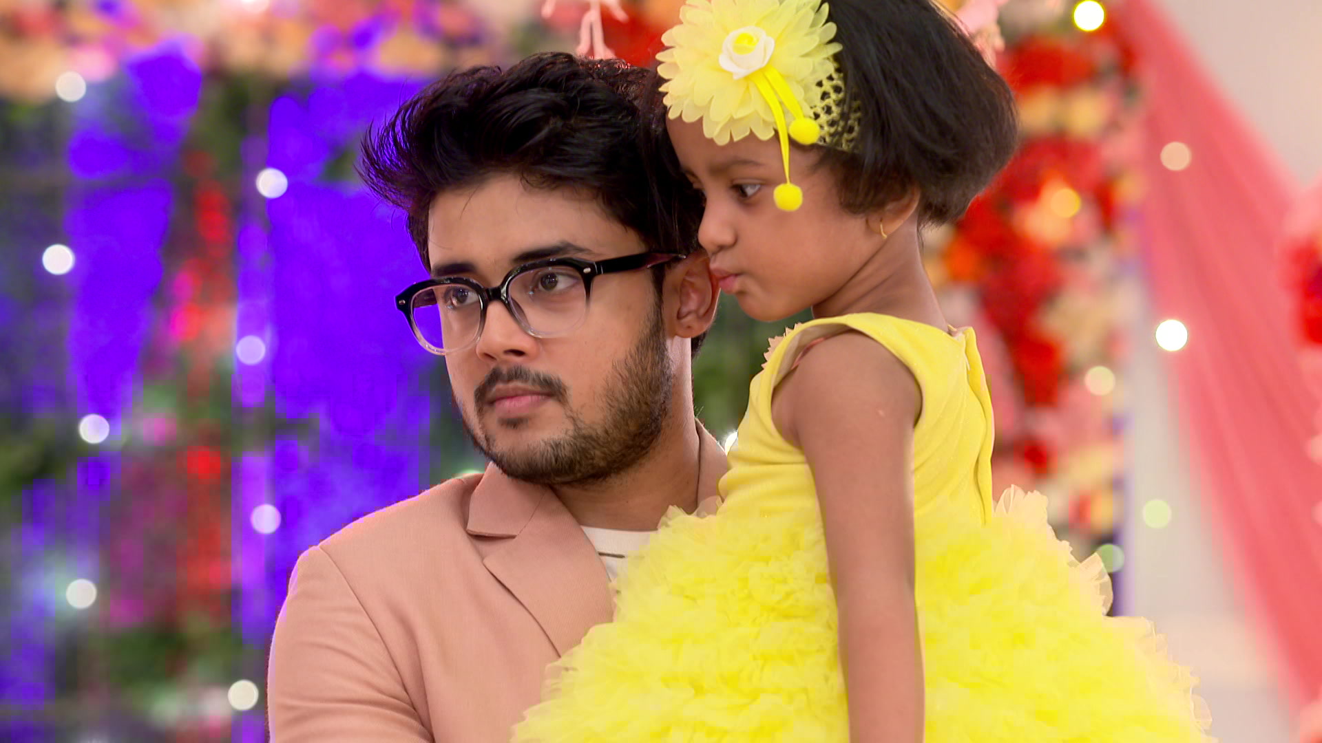 Watch Tomader Rani Episode 284 on JioHotstar