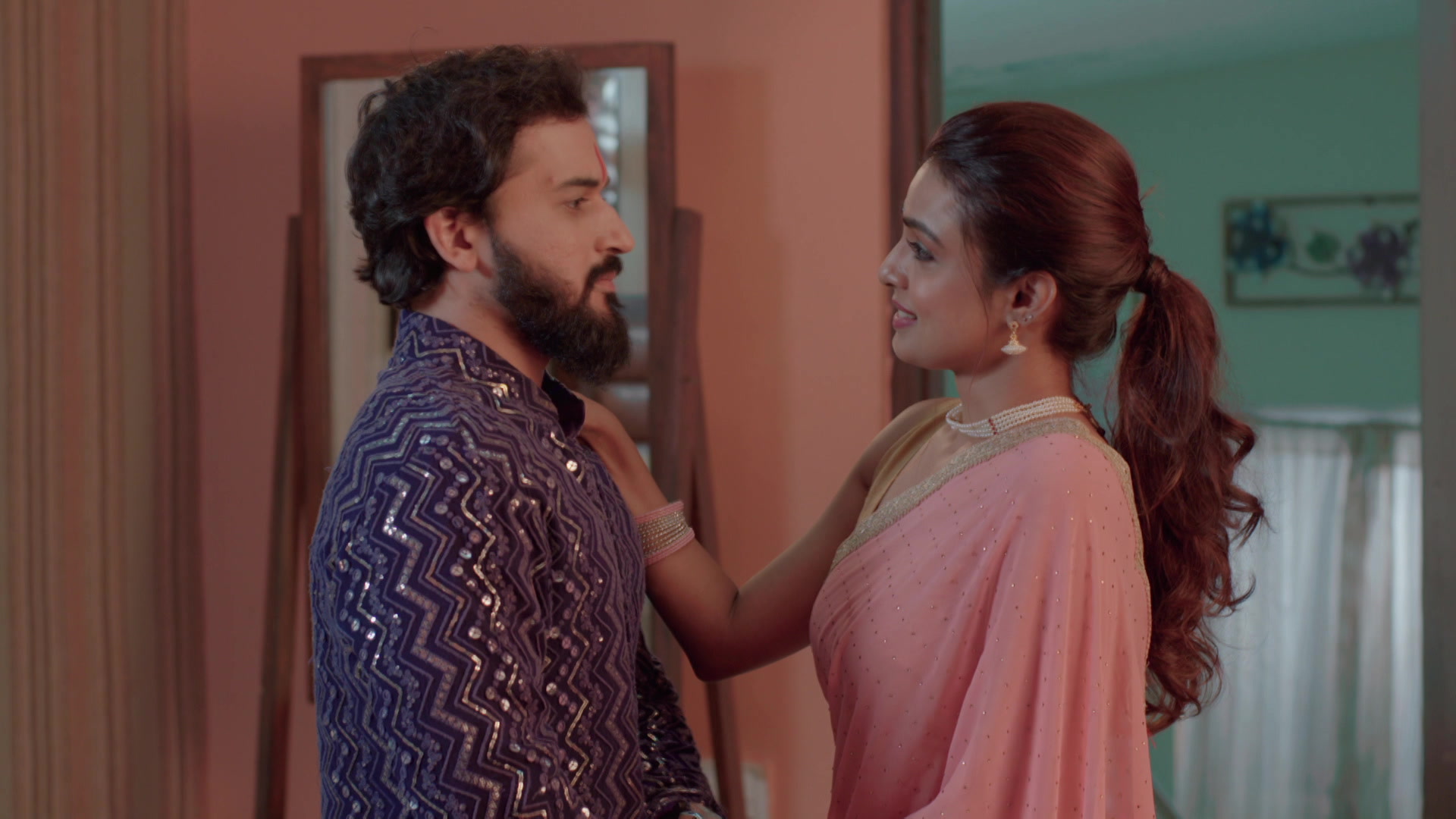 Watch Man Dhaga Dhaga Jodte Nava S1 Episode 438 on JioHotstar