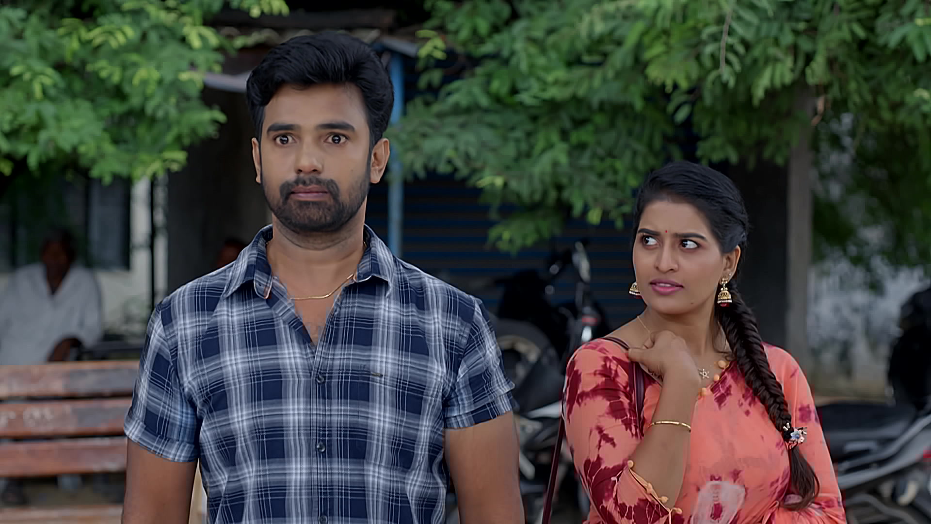 Watch Illu Illalu Pillalu Episode 5 on JioHotstar