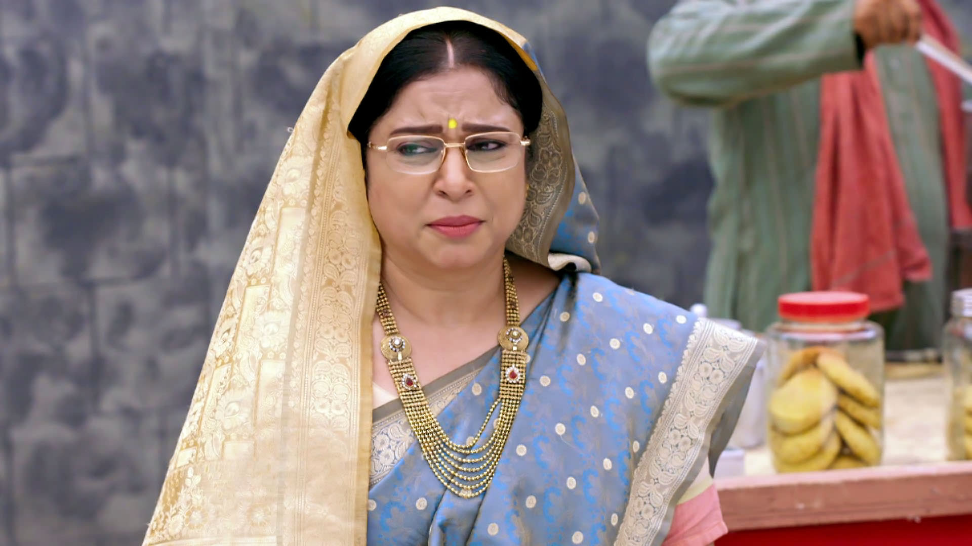 Watch Kya Haal, Mr. Paanchal Episode 215 on JioHotstar