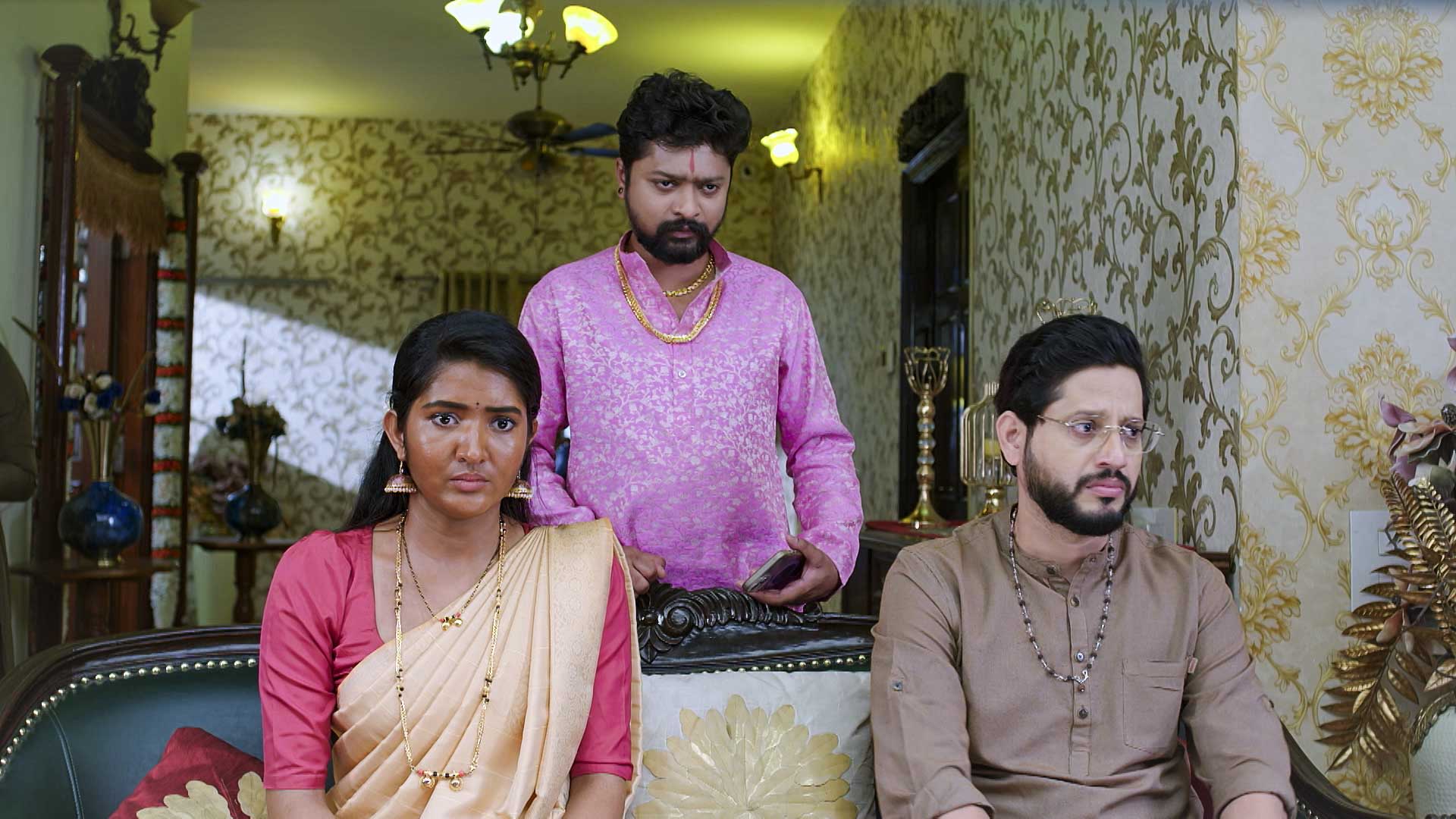 Watch Drishti Bottu Episode 275 on JioHotstar