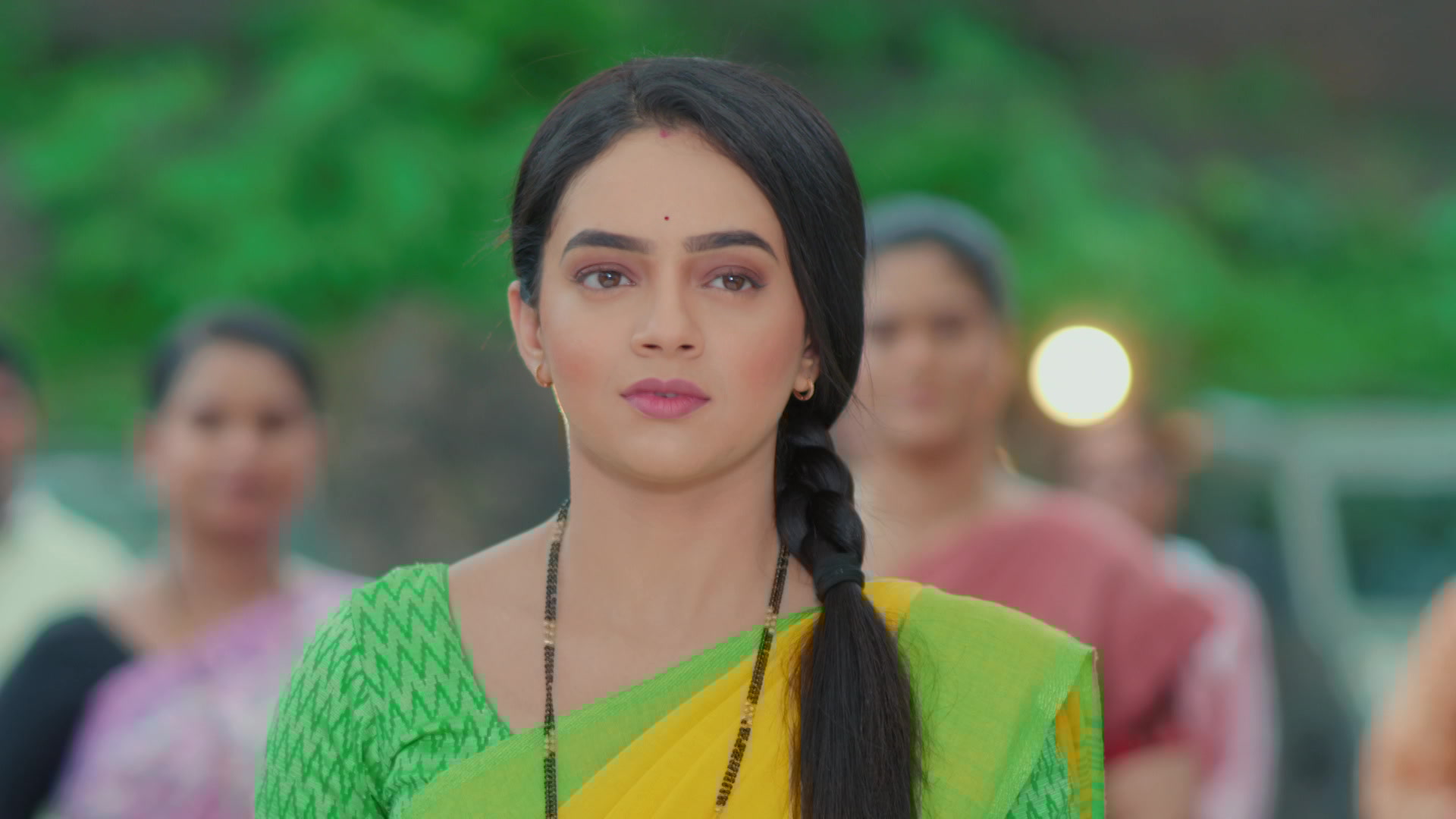 Watch Aboli Episode 1137 on JioHotstar