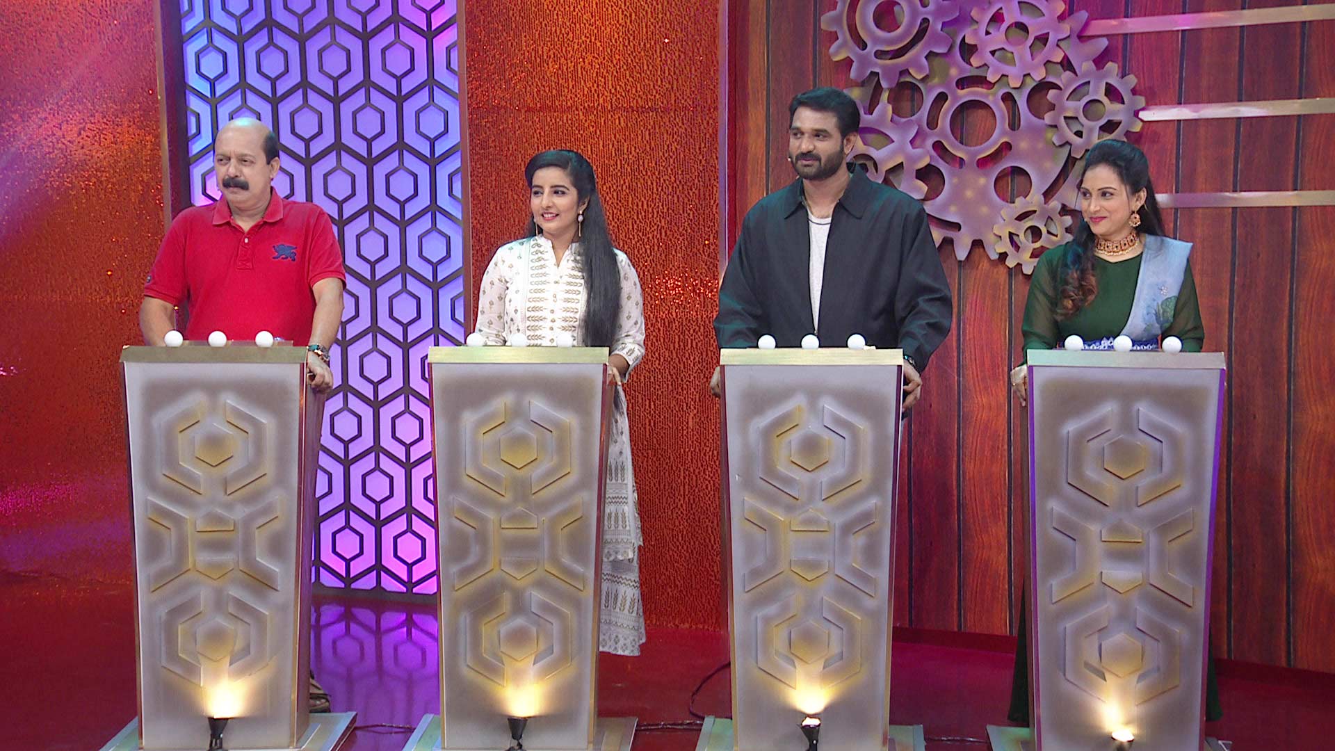 Watch Valkannadi S1 Episode 44 on JioHotstar