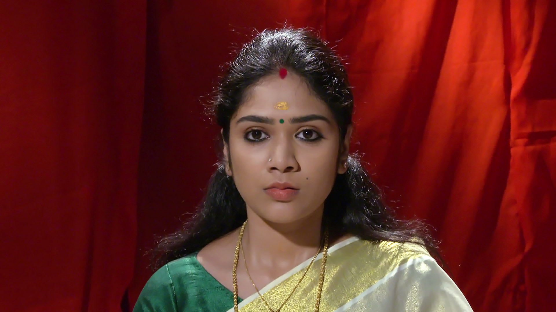 Watch Karuthamuthu S27 Episode 199 on JioHotstar
