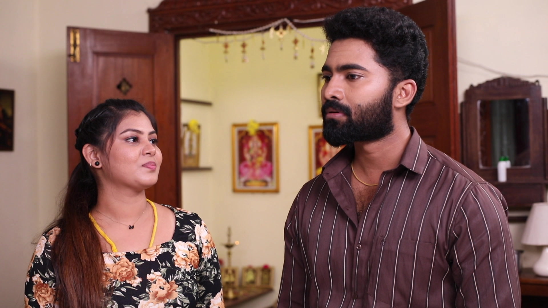 Stream Ravi, Shruthi's Cute Banter Season 3 Episode 308 – Ravi, Shruthi ...