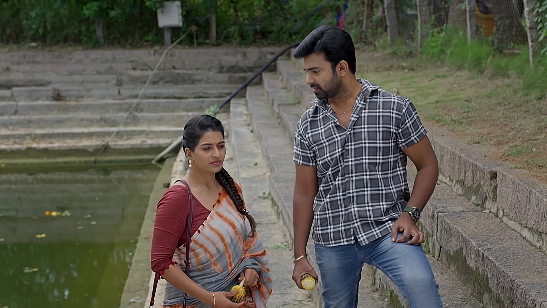 Watch Illu Illalu Pillalu Episode 10 on JioHotstar