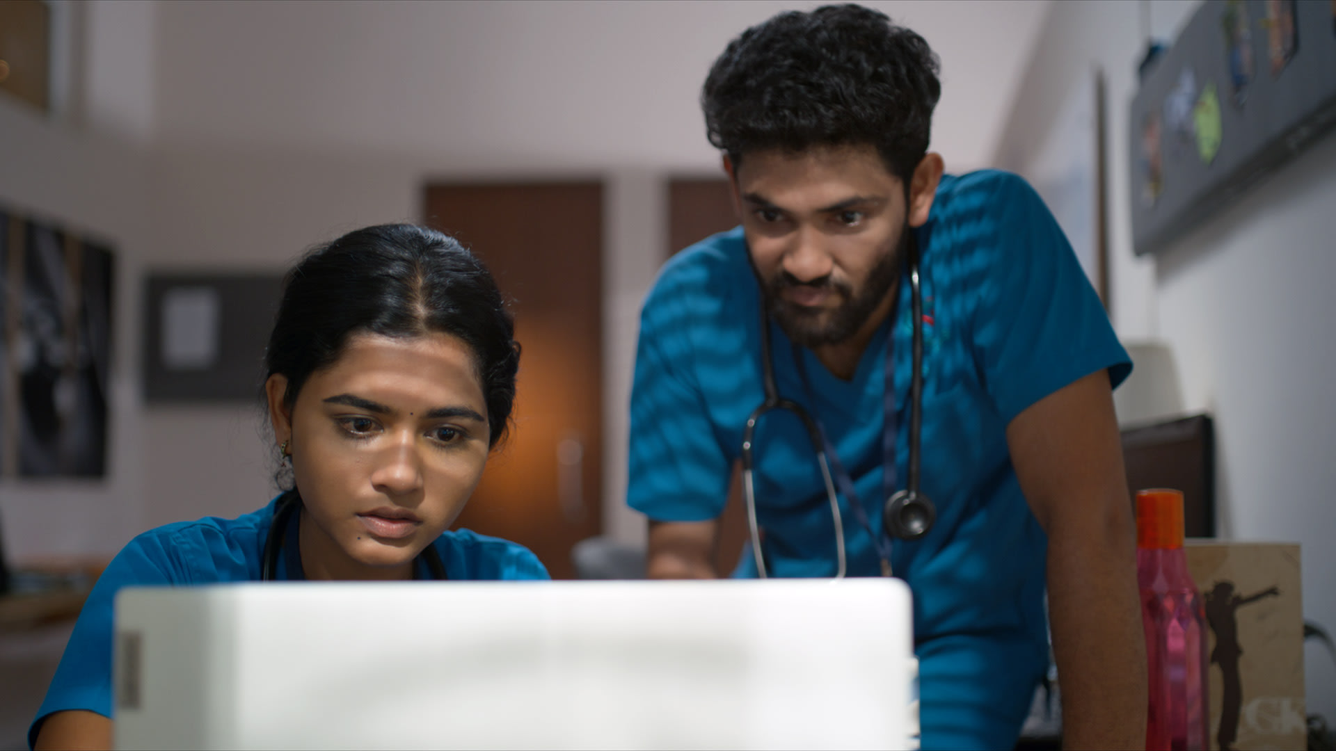 Watch Heart Beat Episode 76 on JioHotstar