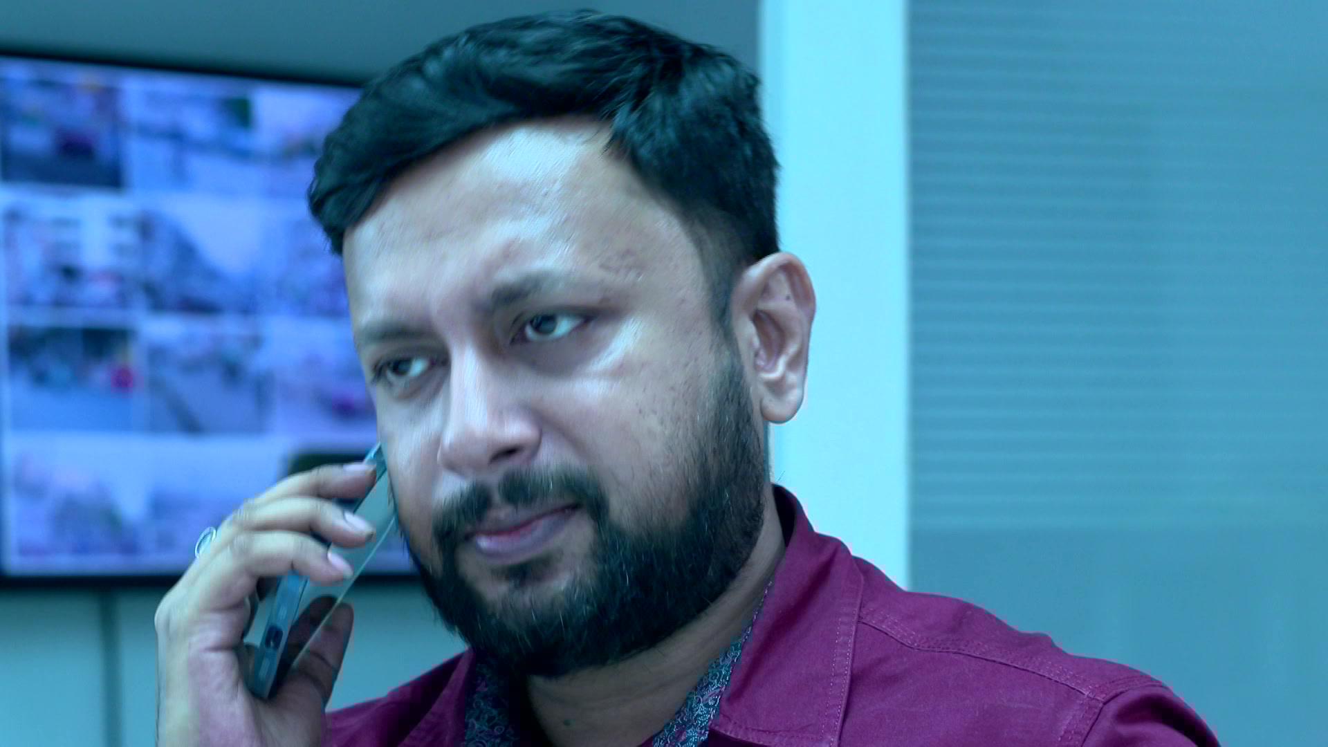 Watch Parashuram - Ajker Nayok Episode 110 on JioHotstar