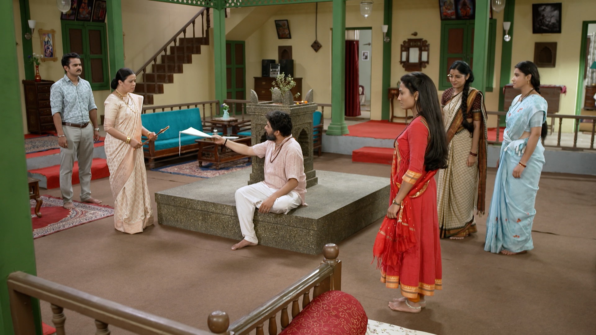 Watch Indrayani Episode 402 on JioHotstar