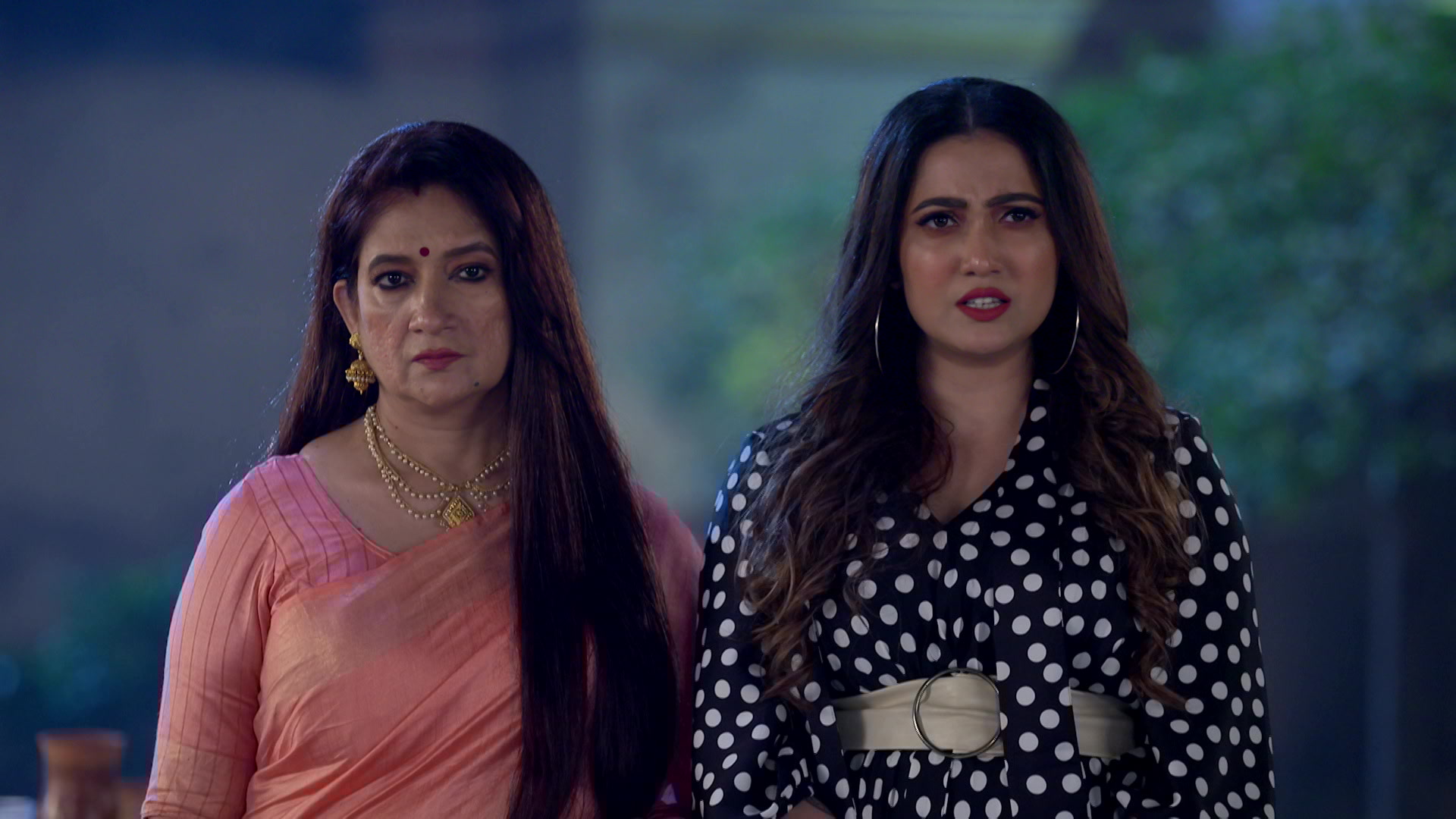 Watch Bangla Medium Episode 37 on JioHotstar