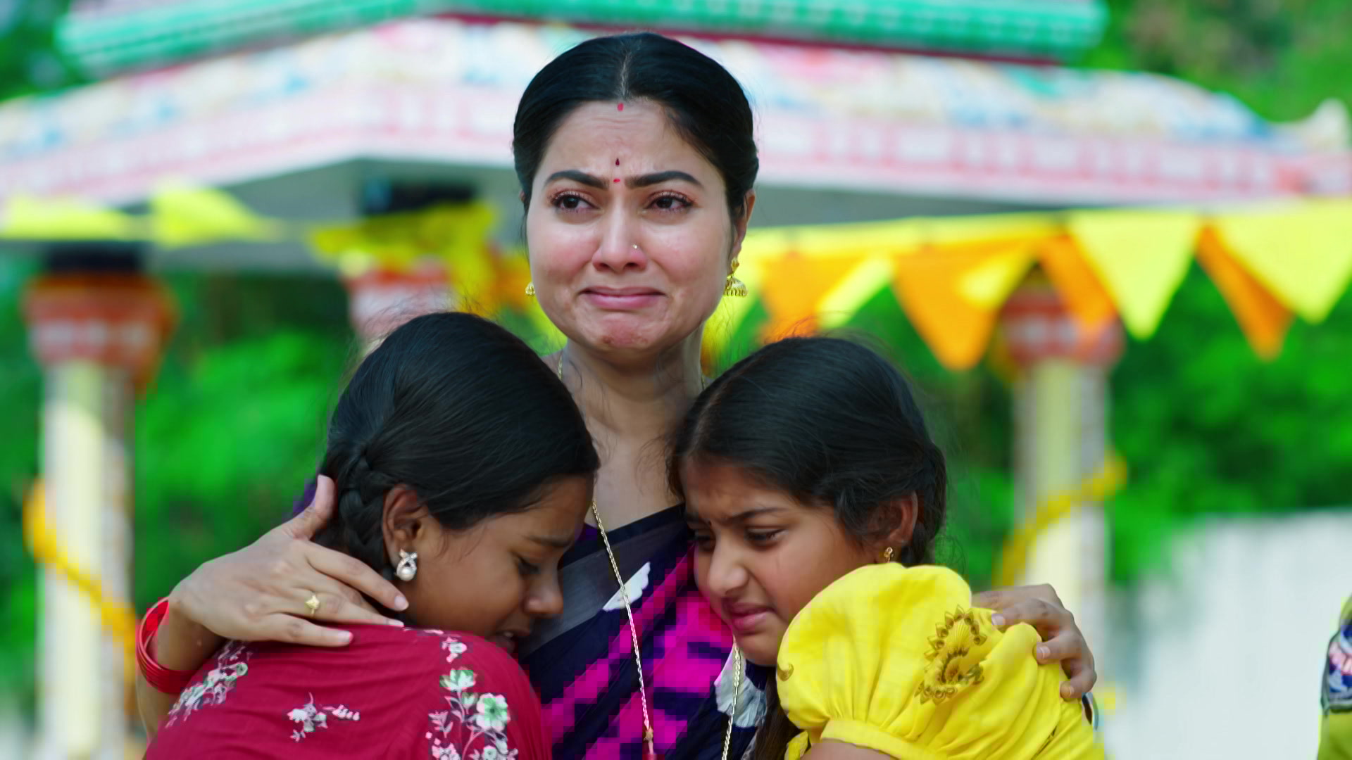 Watch Devatha - Anubandhala Alayam Episode 702 on JioHotstar