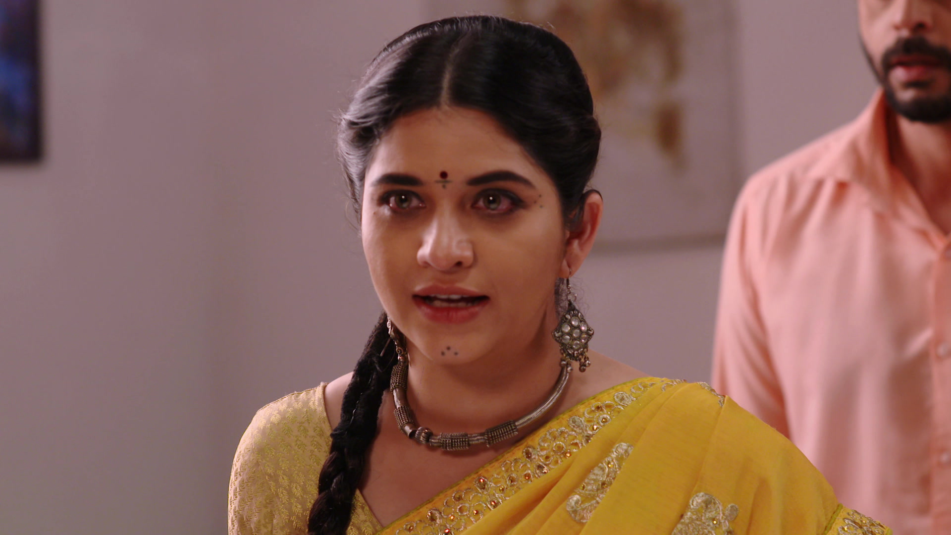 Watch Aboli S1 Episode 298 on JioHotstar