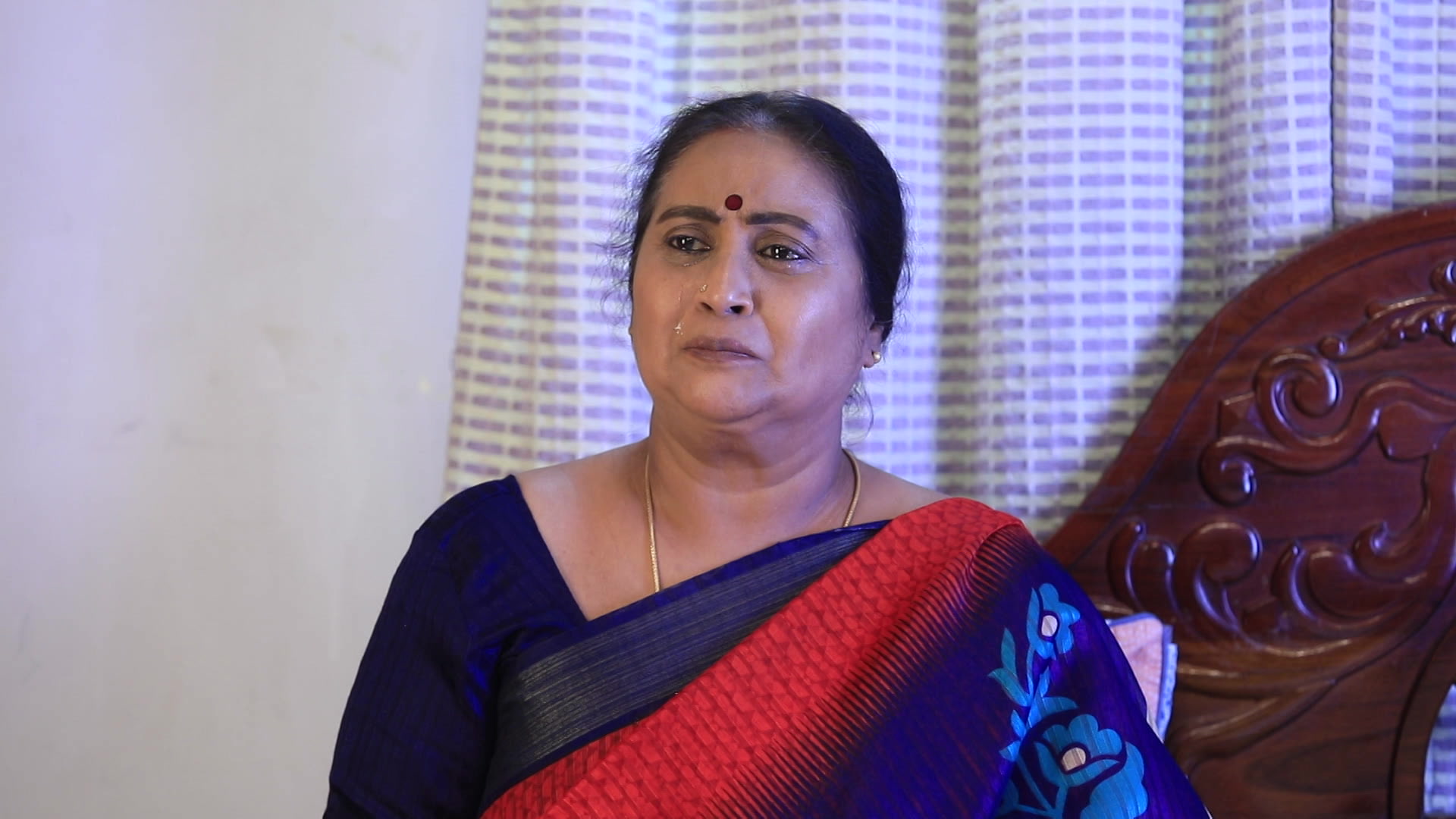 Stream Eshwari Tries to Persuade Iniya Season 1 Episode 1368 – Eshwari ...