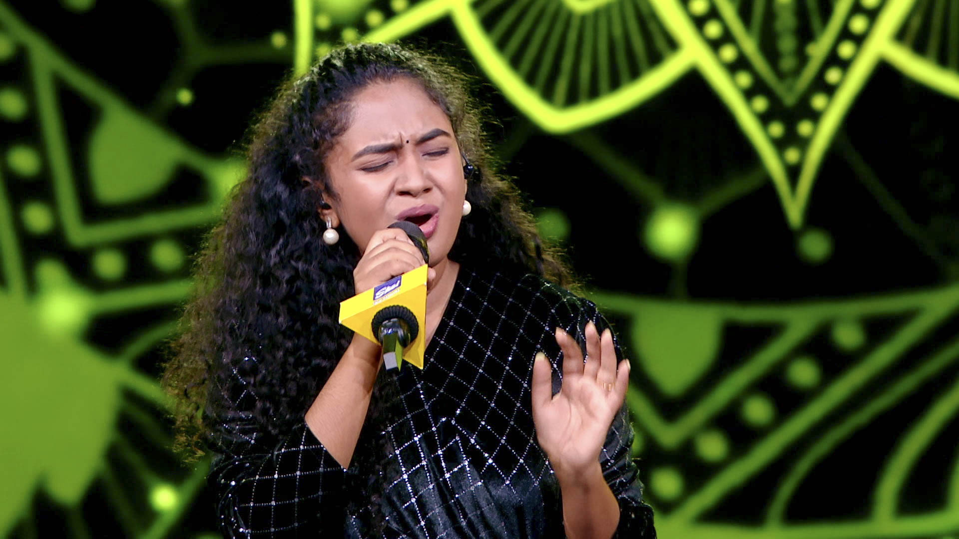 Watch Star Singer Episode 7 on JioHotstar