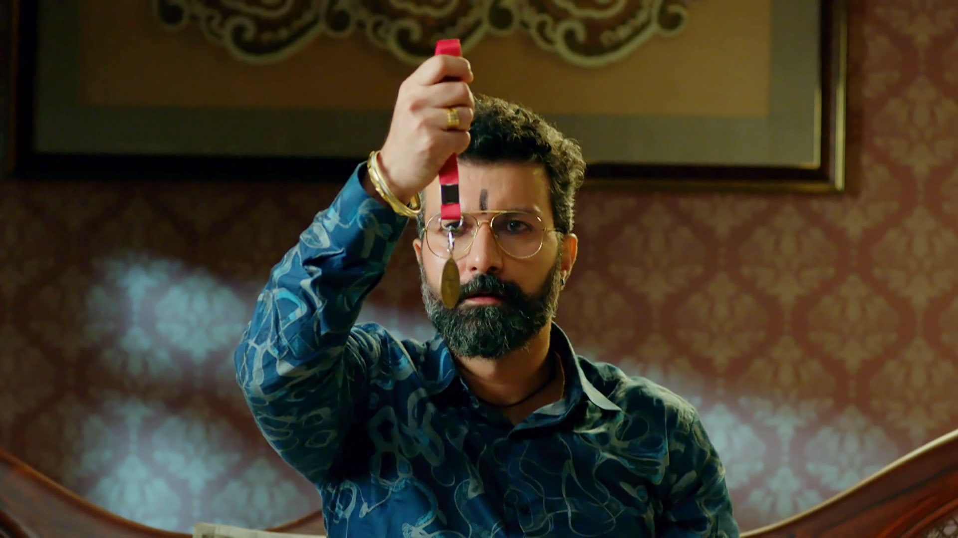 Watch Pushkar Learns Rajjo's Truth Online