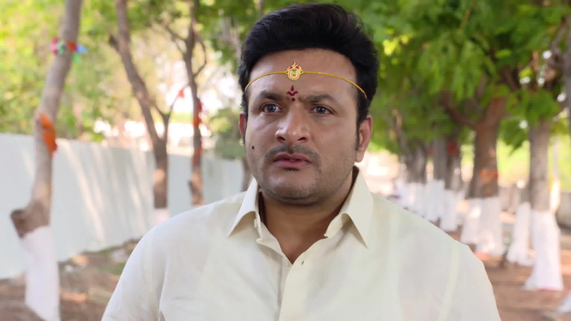 Stream Surendra Runs for His Life Season 10 Episode 481 – Surendra Runs ...