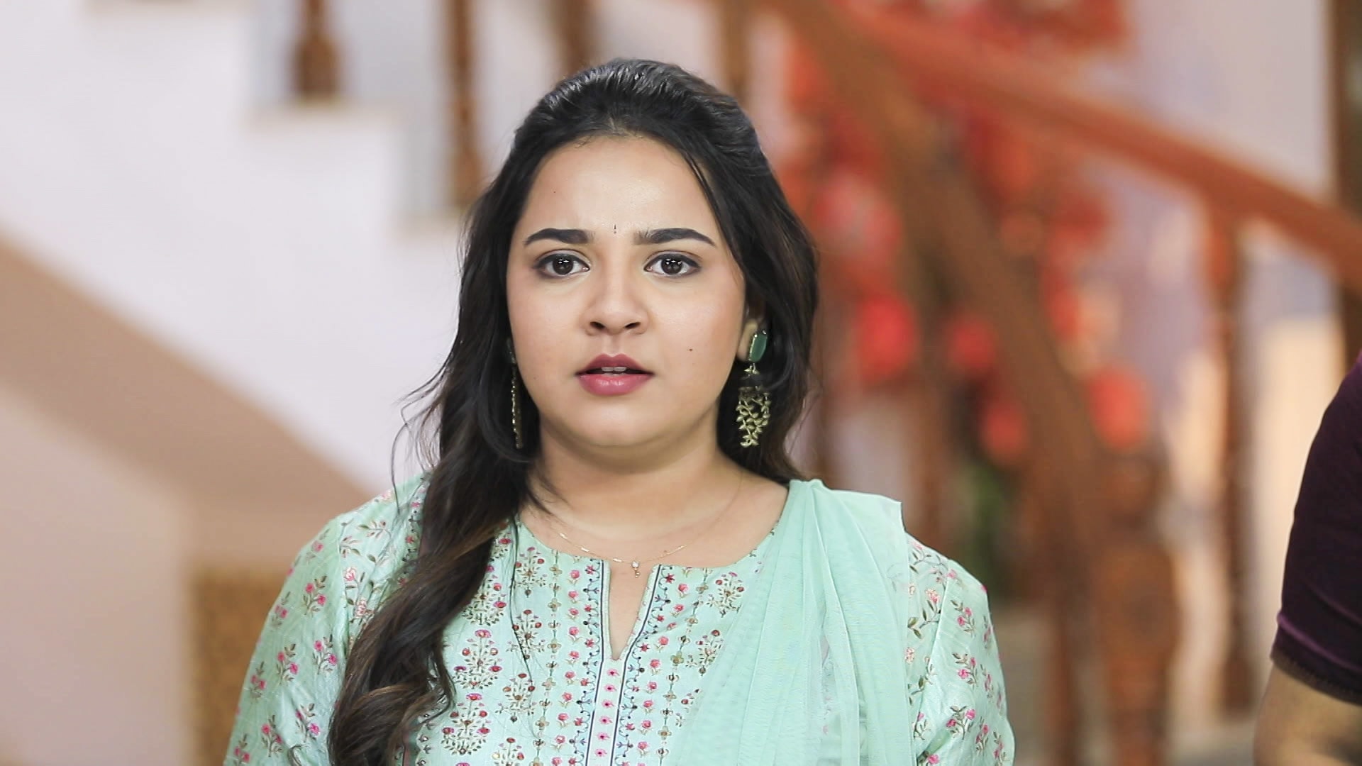 Stream Eshwari's Move Shocks Iniya Season 1 Episode 1367 – Eshwari's ...