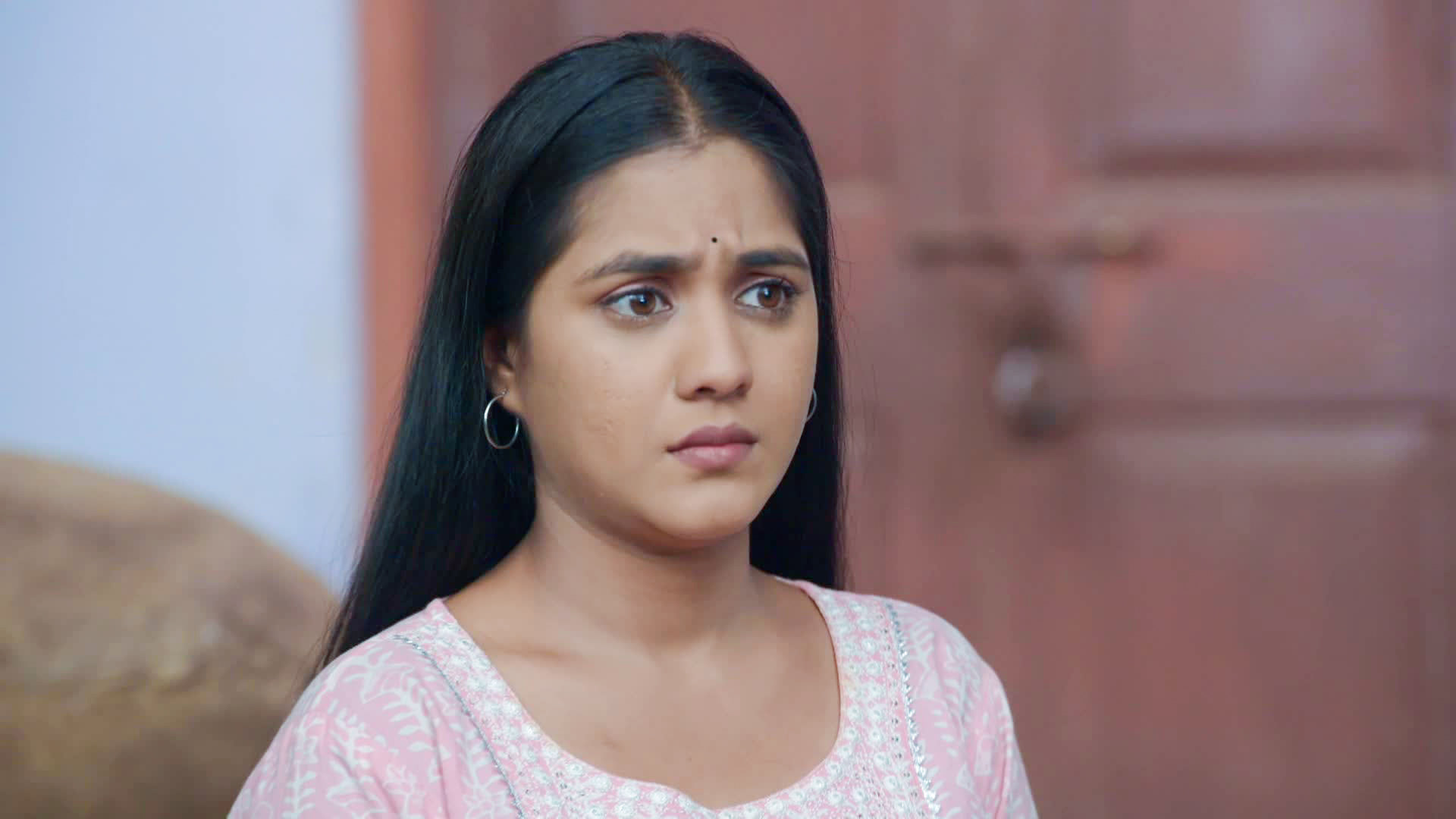 Watch Lai Avadtes Tu Mala S1 Episode 157 on JioHotstar