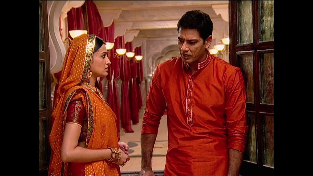 Watch Balika Vadhu Episode 35 on JioHotstar