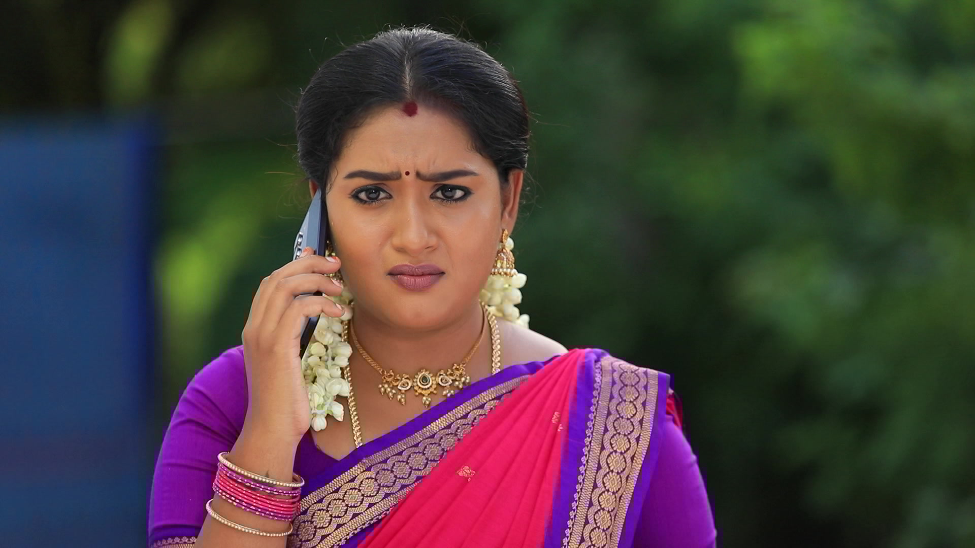 Watch Chinna Marumagal Episode 210 on JioHotstar