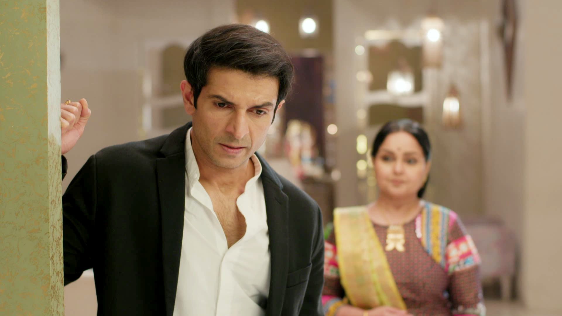 Watch Pandya Store Episode 928 on JioHotstar