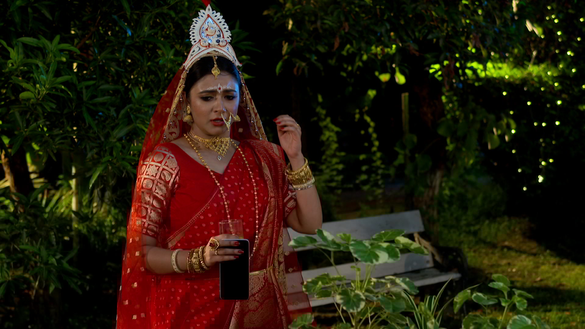 Watch Gaatchora Episode 580 on JioHotstar