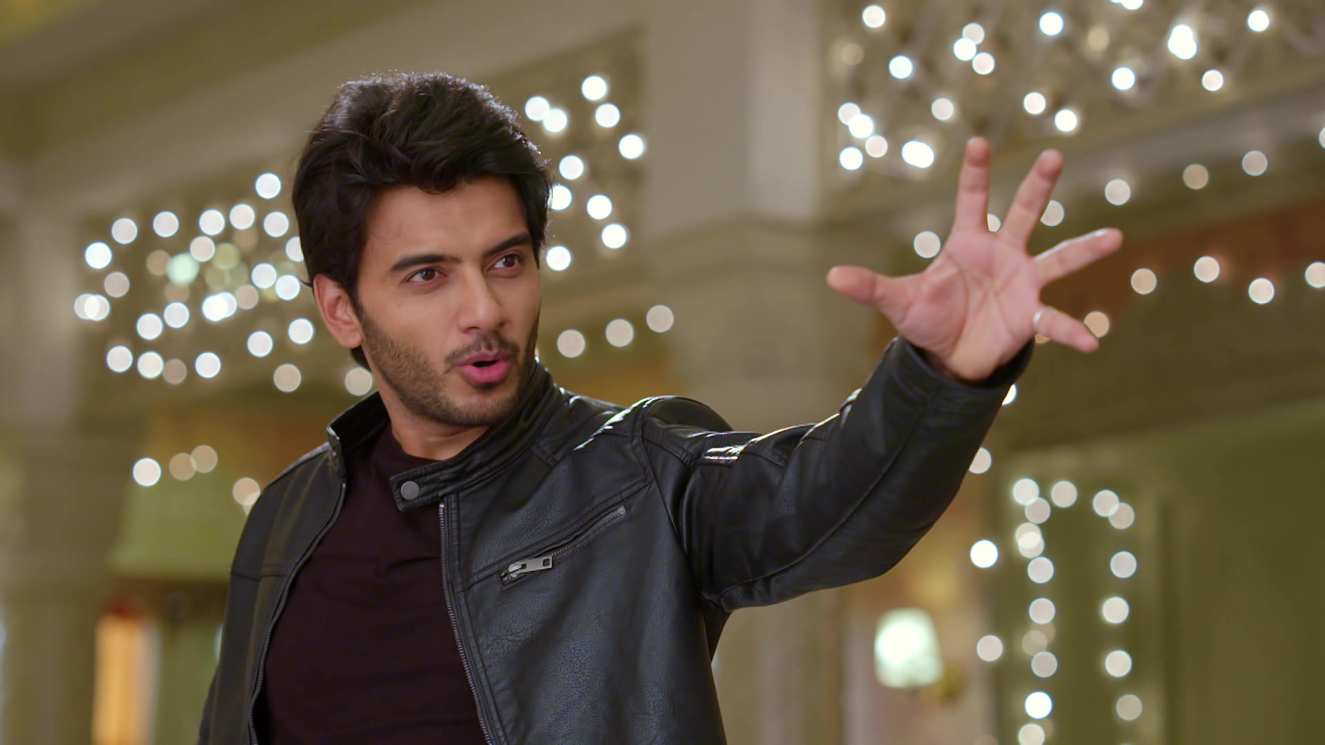 Watch yehh-jadu-hai-jinn-ka only on Watcho