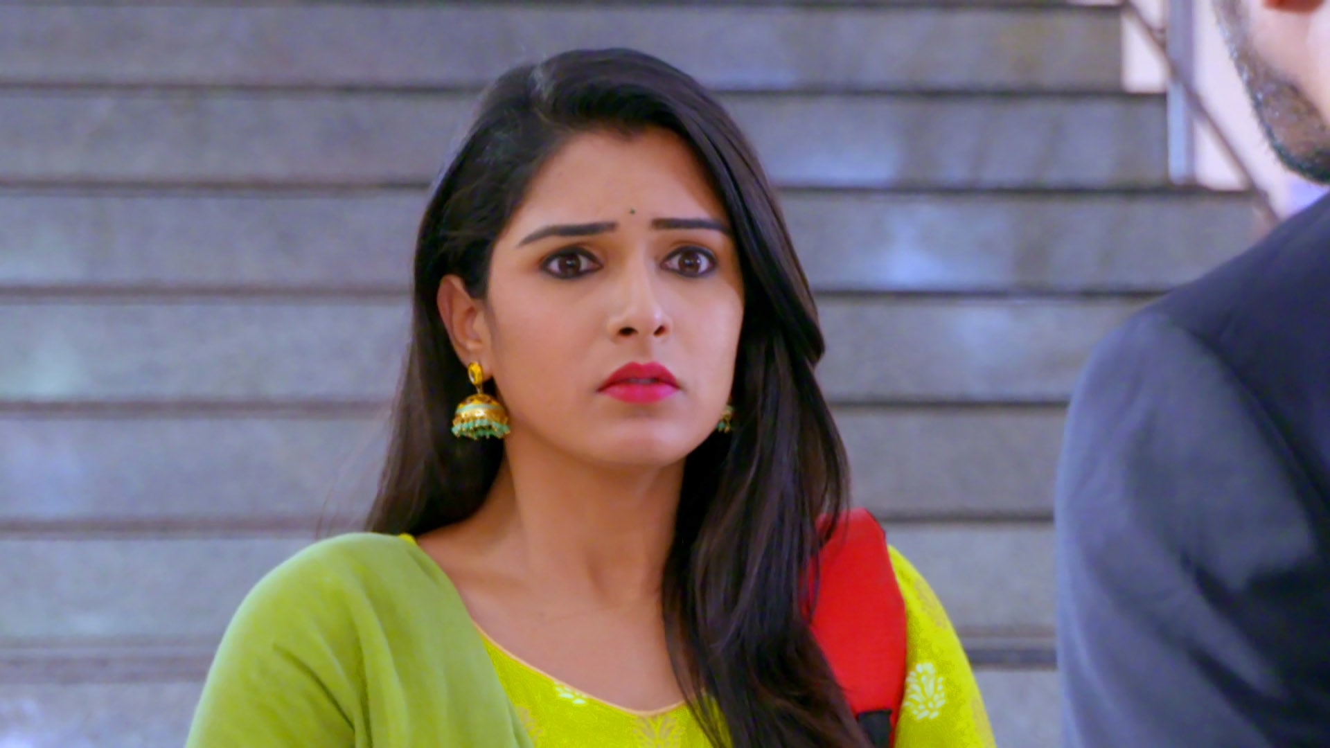 Watch Sarasu S1 Episode 133 on JioHotstar