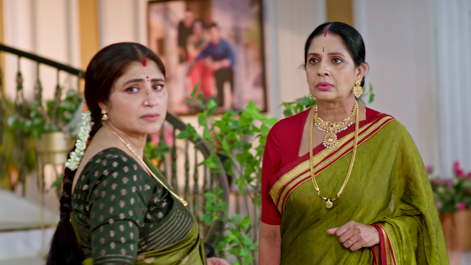 Watch Sharade S1 Episode 342 on JioHotstar